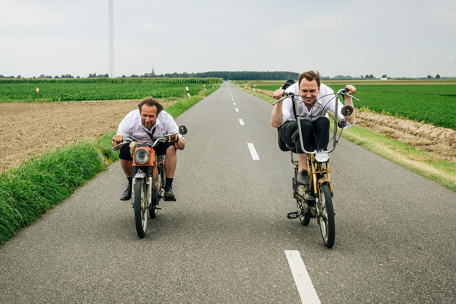 25 km/h a Budiž světlo v pohodlí domova